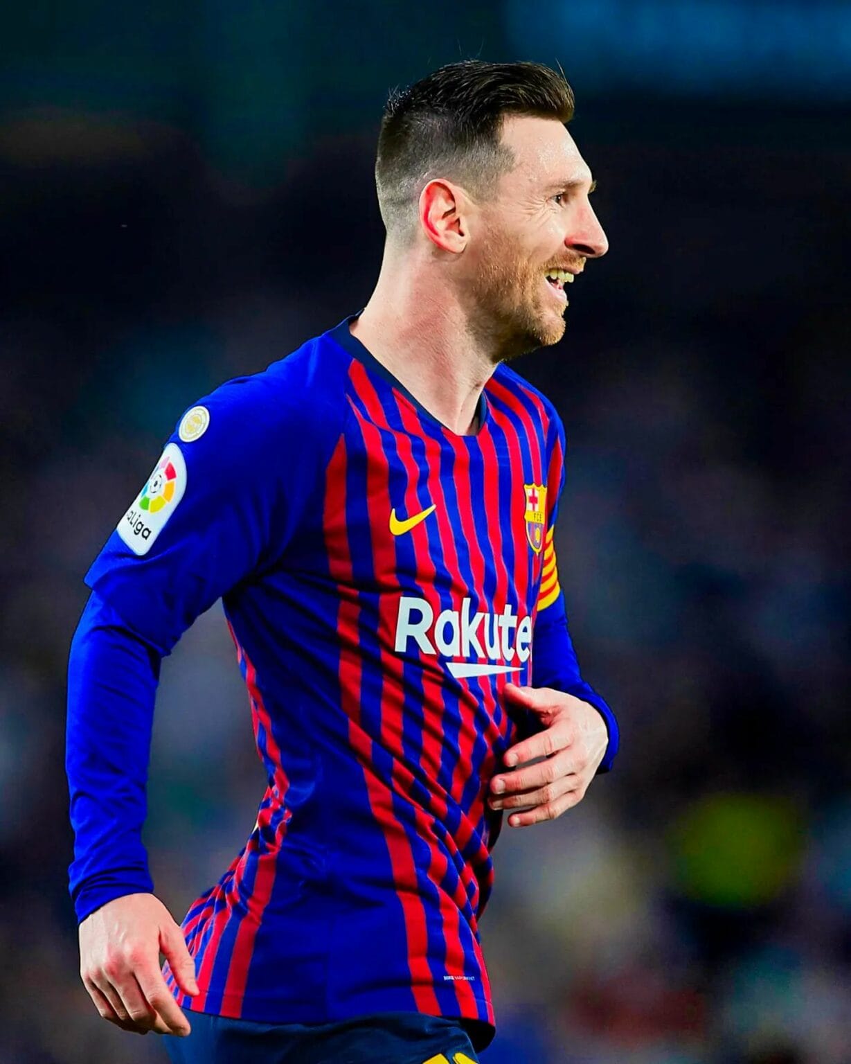 29 Mind-Blowing Lionel Messi Haircuts To Inspire Your Next Style - 2023